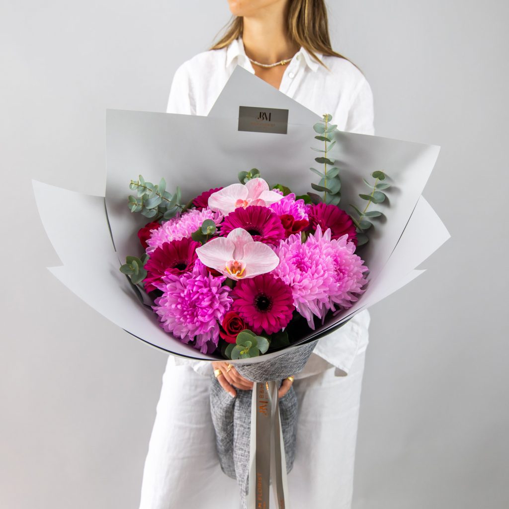 Florist Sydney - Flower Delivery Sydney | B & M Florist
